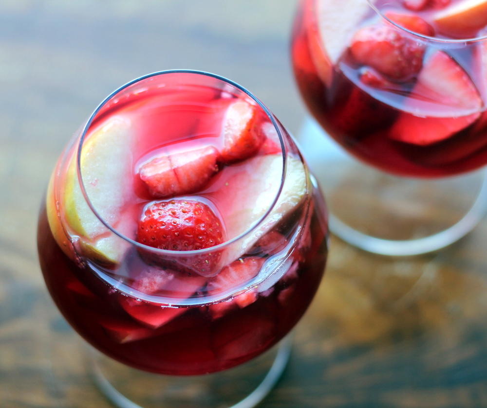 Fruity Springtime Sangria Recipe | TheBestDessertRecipes.com