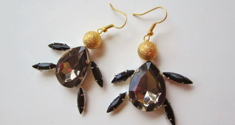 Rhinestone And Wire Turtle Diy Earrings Allfreejewelrymaking