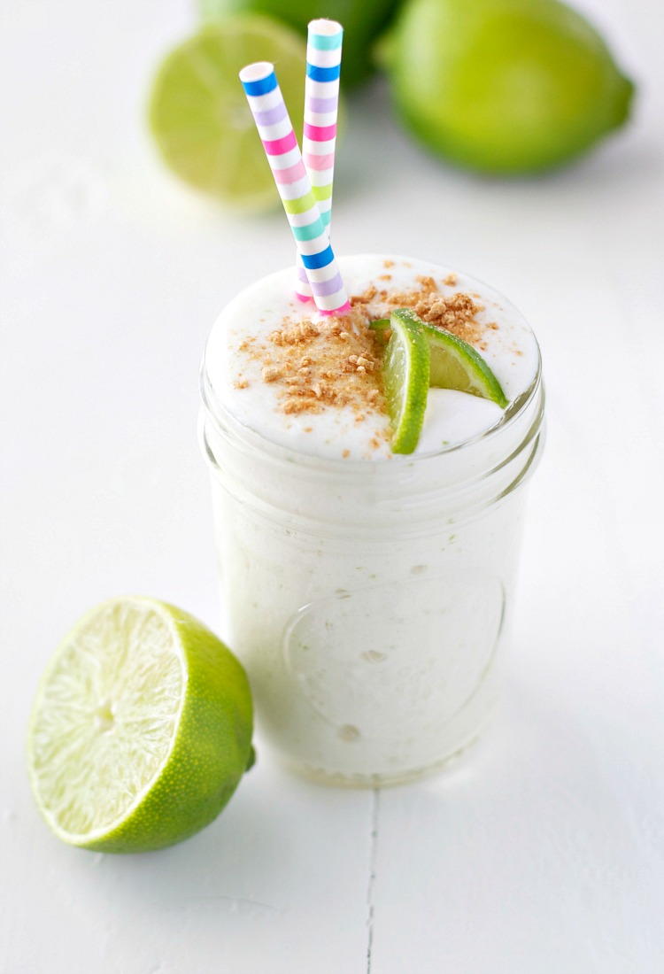 Key Lime Pie Protein Smoothie | RecipeLion.com