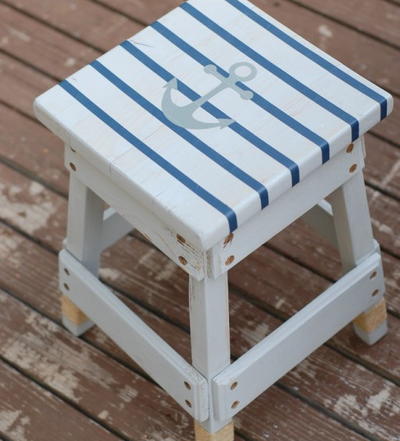 Nautical Painted Stool Tutorial | DIYIdeaCenter.com