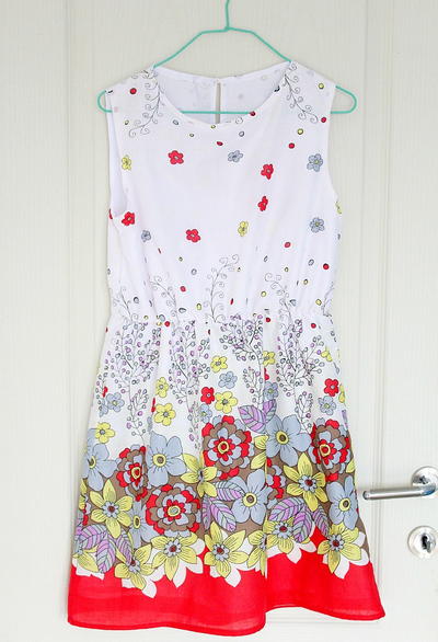 Summer Gathered Waist Dress Pattern | DIYIdeaCenter.com
