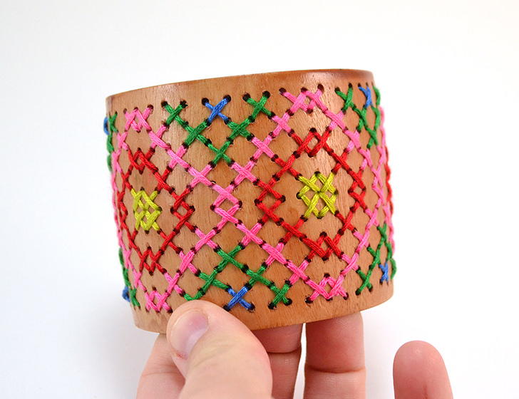 Dutch Fields DIY Cuff | AllFreeJewelryMaking.com