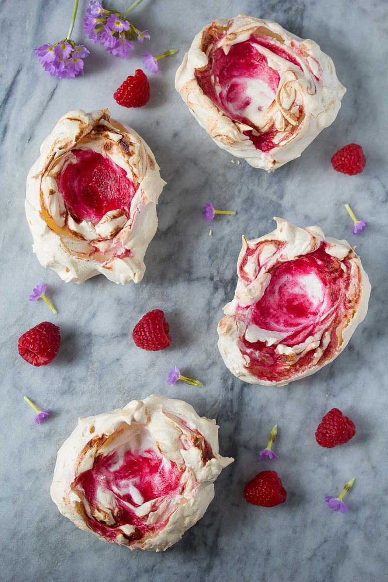 Raspberry Swirl Meringues | RecipeLion.com