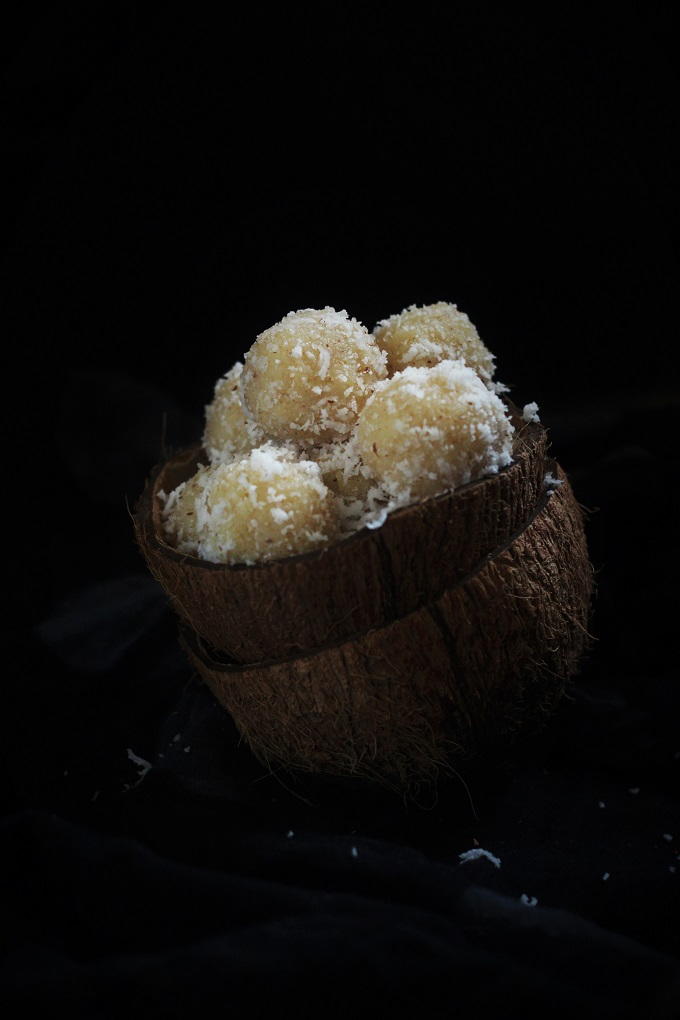 Coconut Balls | RecipeLion.com