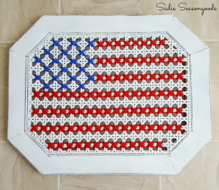 Cross Stitch American Flag | AllFreeHolidayCrafts.com