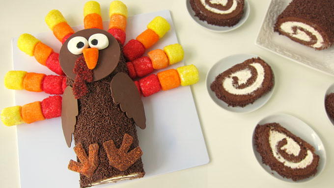 Turkey Cake Roll Thanksgiving Dessert | AllFreeKidsCrafts.com