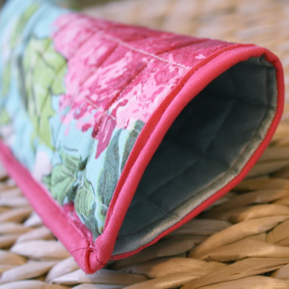 DIY Flat Iron Case Sewing Tutorial | DIYIdeaCenter.com
