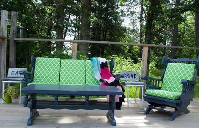 Upcycled DIY Deck Furniture | DIYIdeaCenter.com