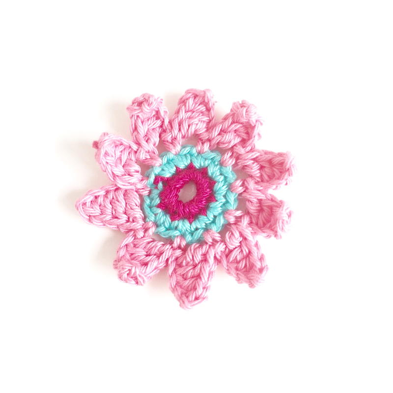Pink Flower Pattern | AllFreeCrochet.com