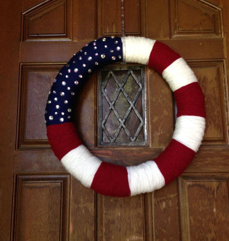 Patriotic Craft Wreath | DIYIdeaCenter.com