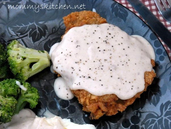 Perfect Chicken Fried Steak | FaveSouthernRecipes.com