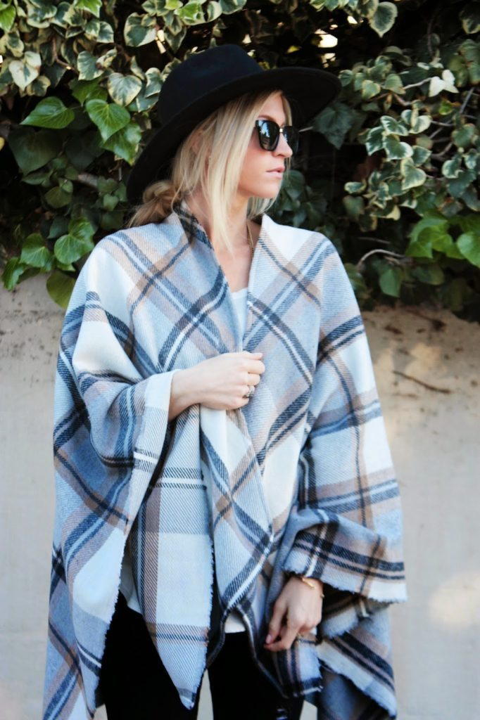 Comfy Fall Cape Tutorial | AllFreeSewing.com