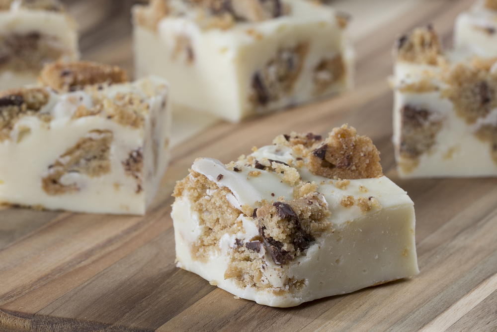 Cookies 'n' Cream Fudge | MrFood.com