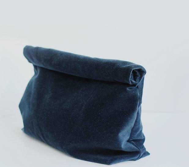 Paper Bag Inspired DIY Clutch | DIYIdeaCenter.com