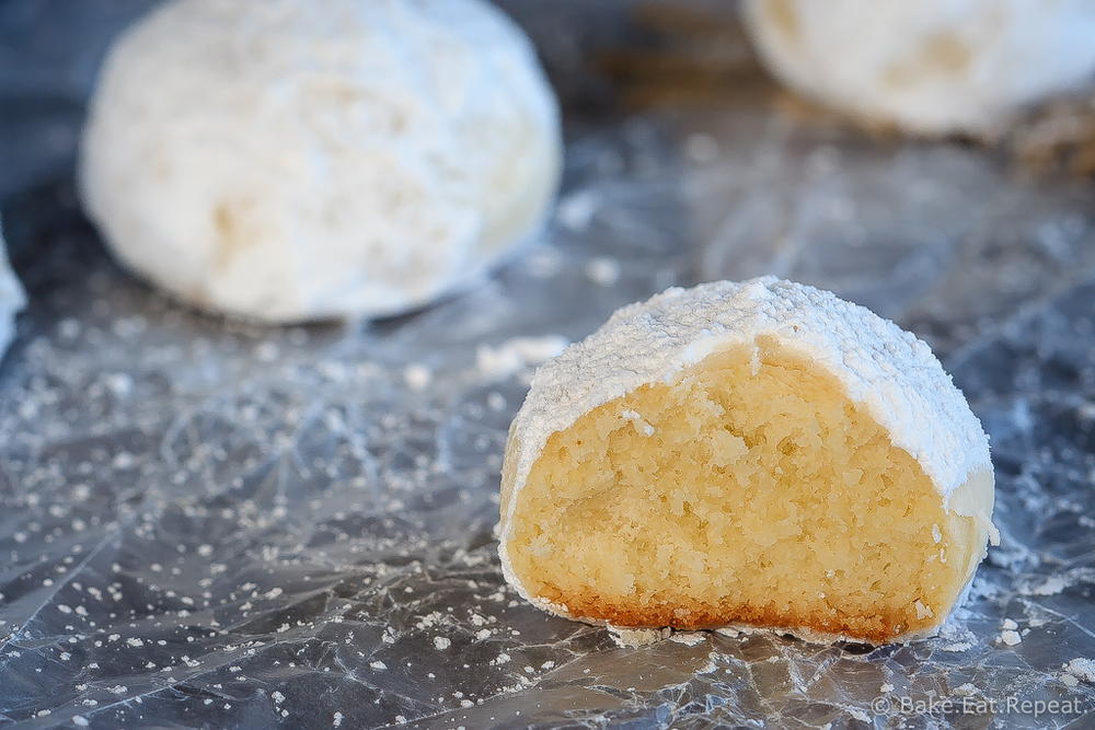 Almond Snowball Cookies | FaveSouthernRecipes.com