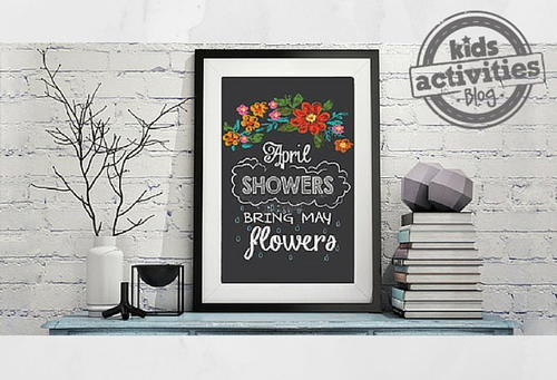 Spring Chalkboard Printable Art | FaveCrafts.com