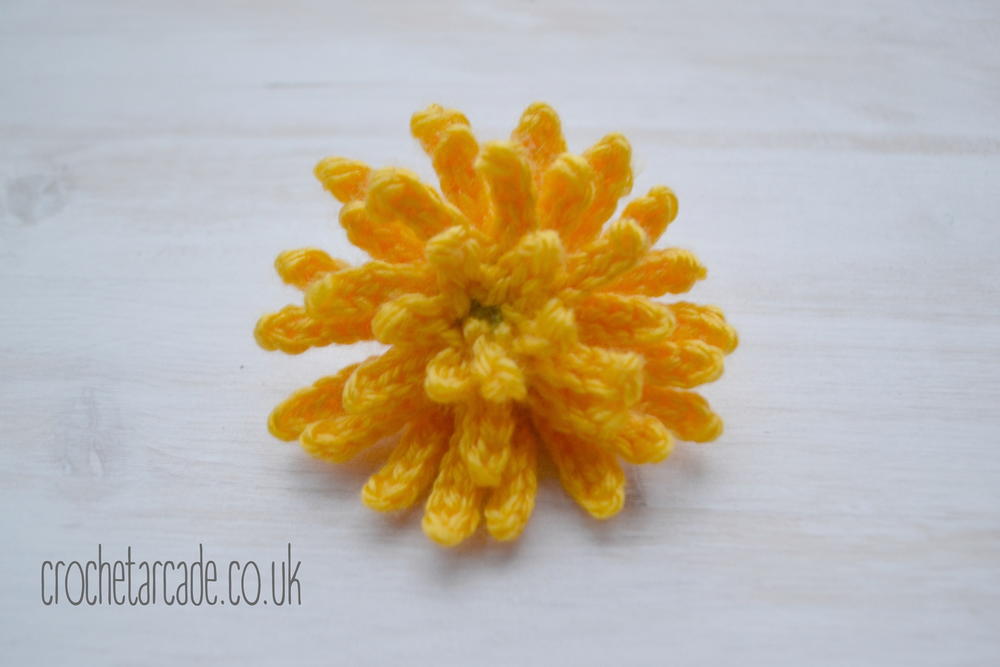 Autumn Hawkbit Crochet Flower | AllFreeCrochet.com