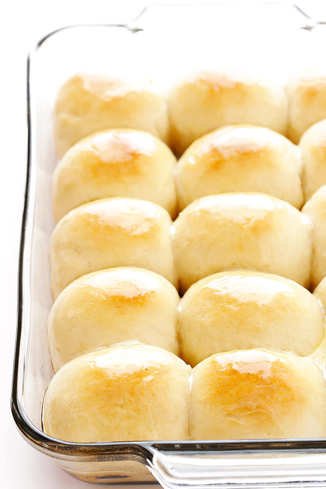 1-Hour Homemade Dinner Rolls | FaveSouthernRecipes.com