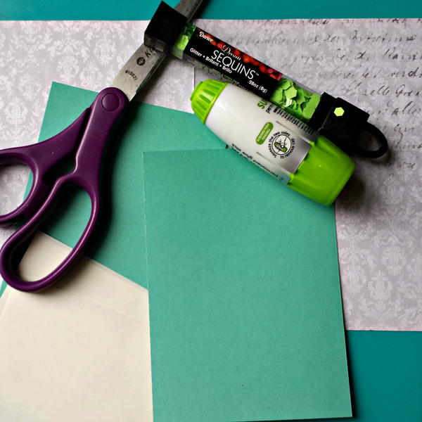 How to Make a Shaker Card + 5 DIY Shaker Cards | AllFreePaperCrafts.com