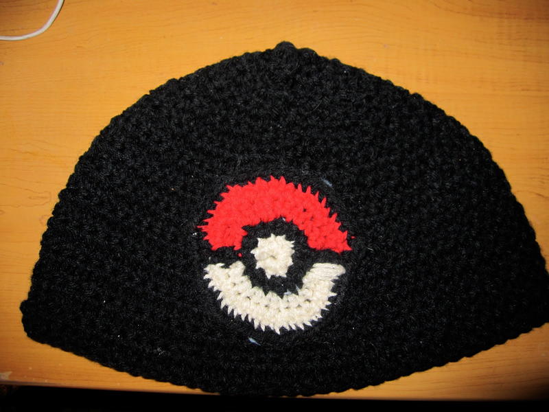 Pokeball Beanie Hat | AllFreeCrochet.com