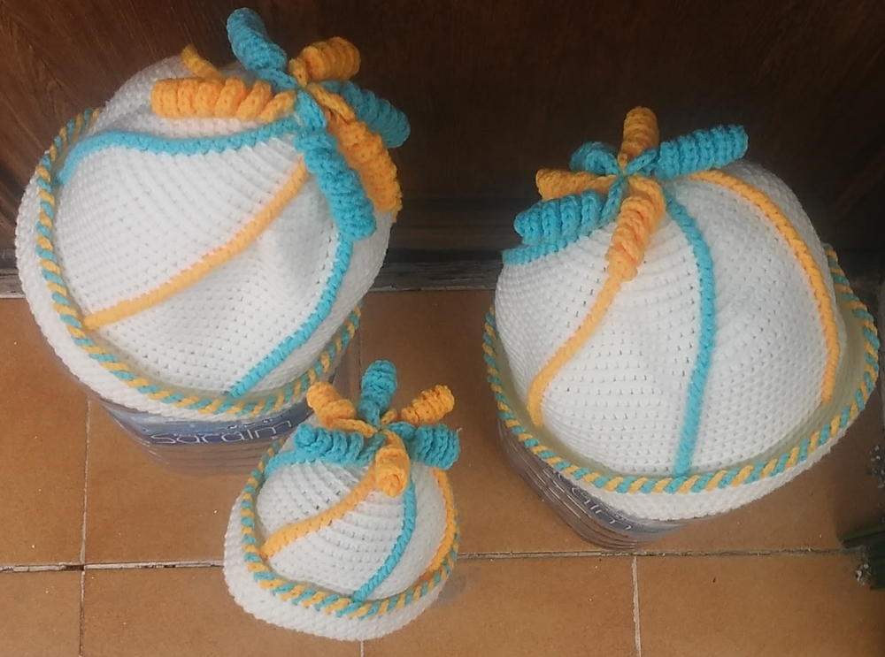 Twisted Hat | FaveCrafts.com