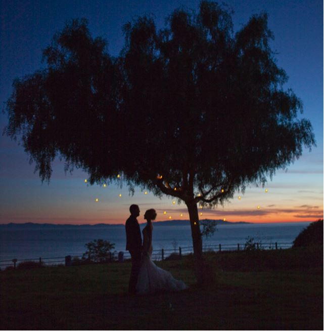 Romantic DIY Outdoor Lighting | DIYIdeaCenter.com