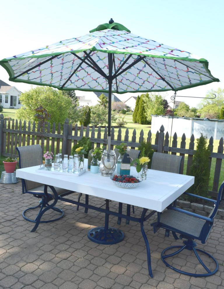 DIY Patio Table Transformation Idea | DIYIdeaCenter.com