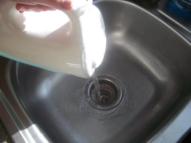 Homemade Drain Cleaner | DIYIdeaCenter.com