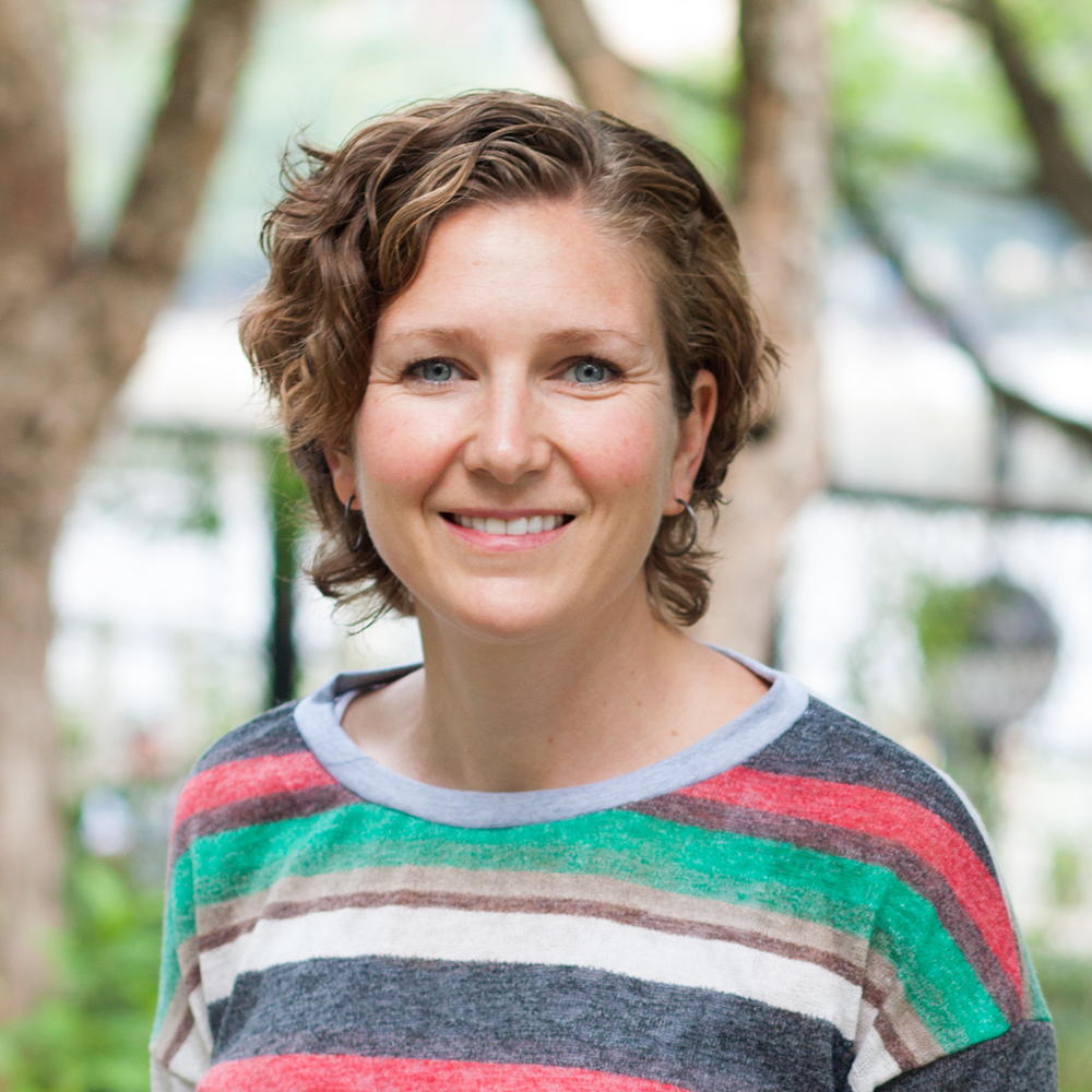 Emily Thompson | AllFreeHolidayCrafts.com