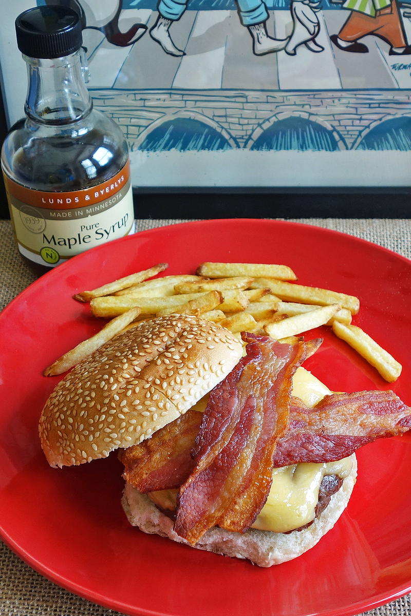 Maple Syrup Burger | RecipeLion.com