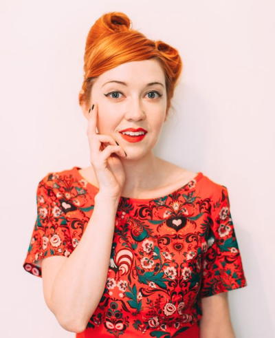 Pin Up Victory Roll Hair | DIYIdeaCenter.com