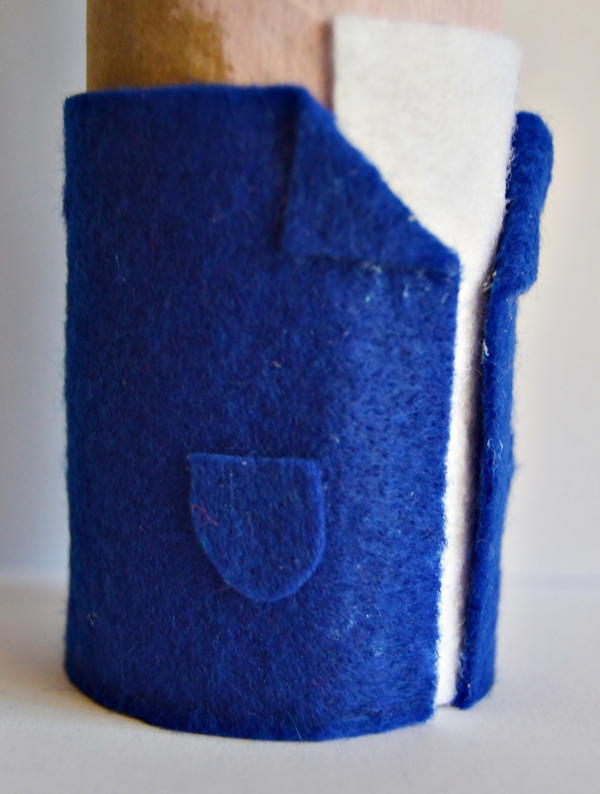 Uncle Sam Toilet Roll Craft | AllFreeHolidayCrafts.com