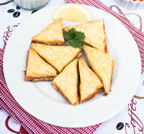 Smoked Salmon Puffs | FaveHealthyRecipes.com