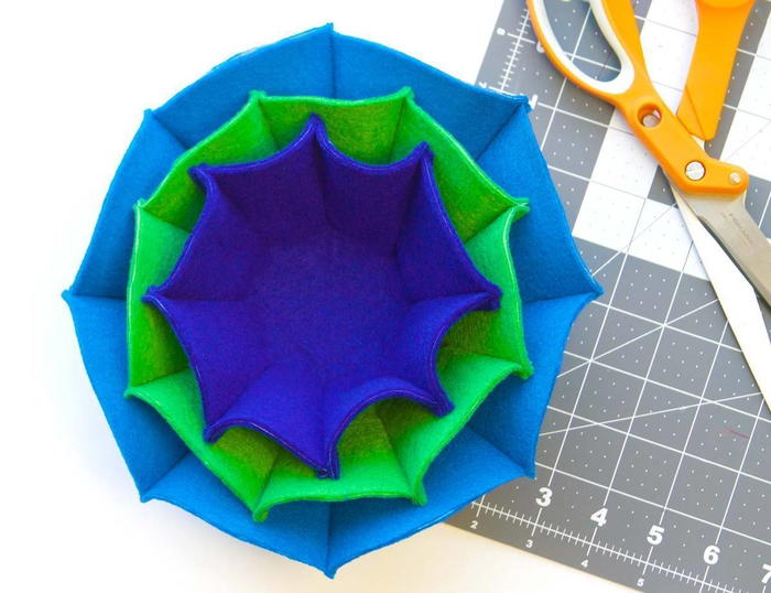 Felt DIY Storage Basket | AllFreeSewing.com