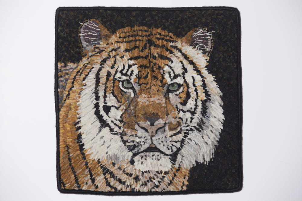 Nagari | rughookingmagazine.com