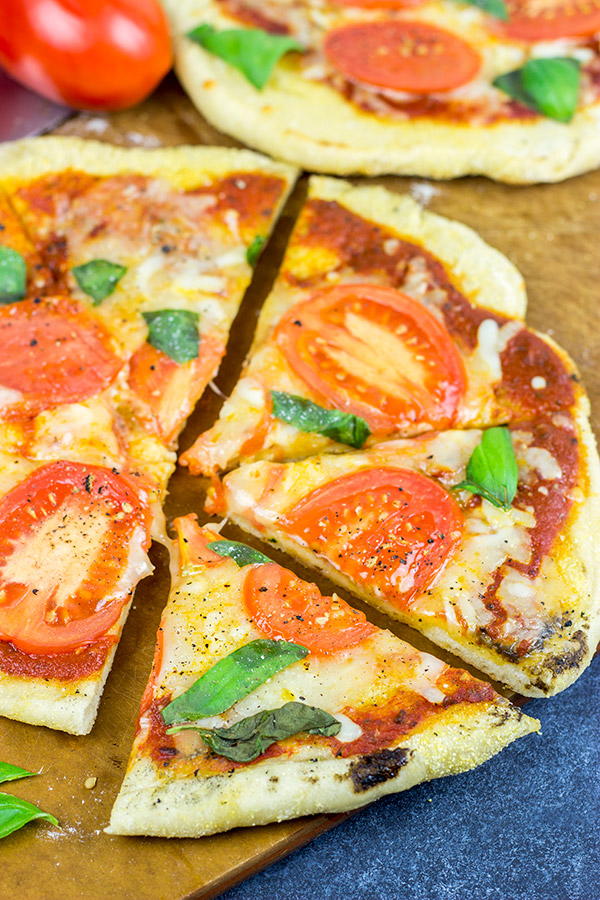 Grilled Tomato Basil Pizza | RecipeLion.com