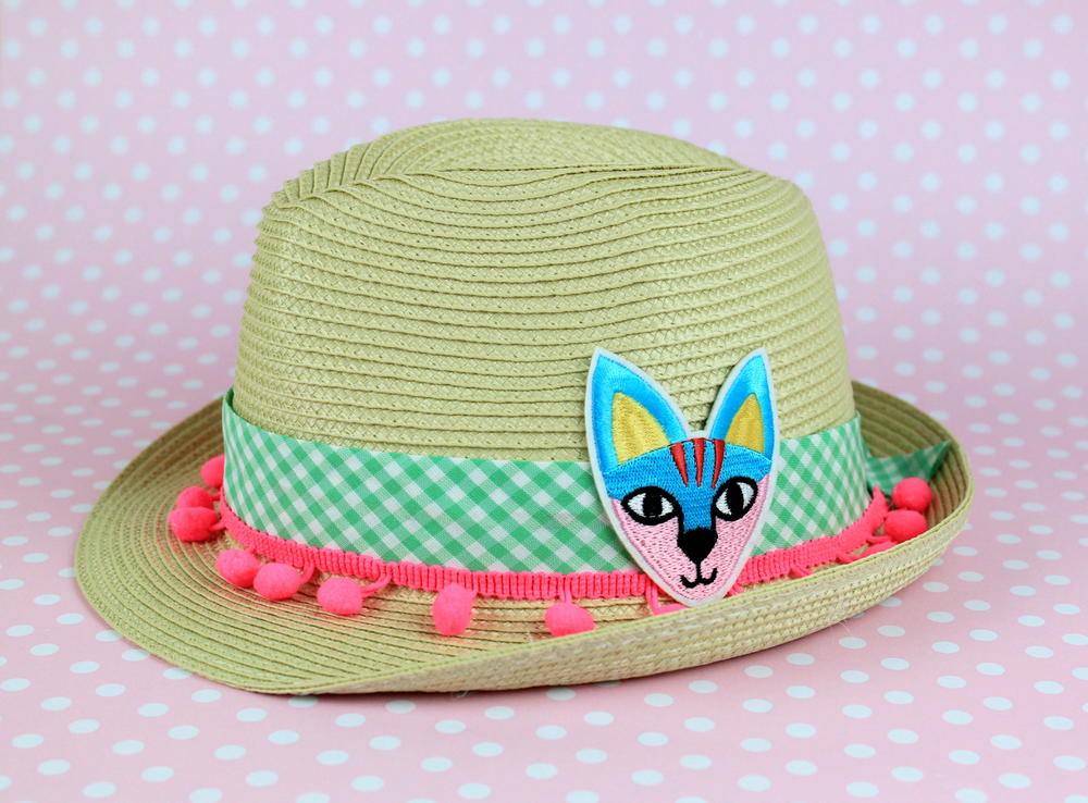 Upcycled Funky Summer Hat | DIYIdeaCenter.com