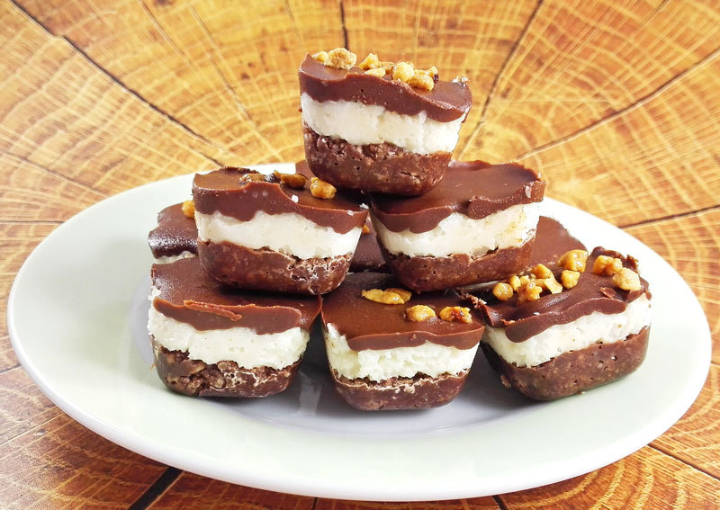 Raw Vegan 3-Layer Bars | RecipeLion.com