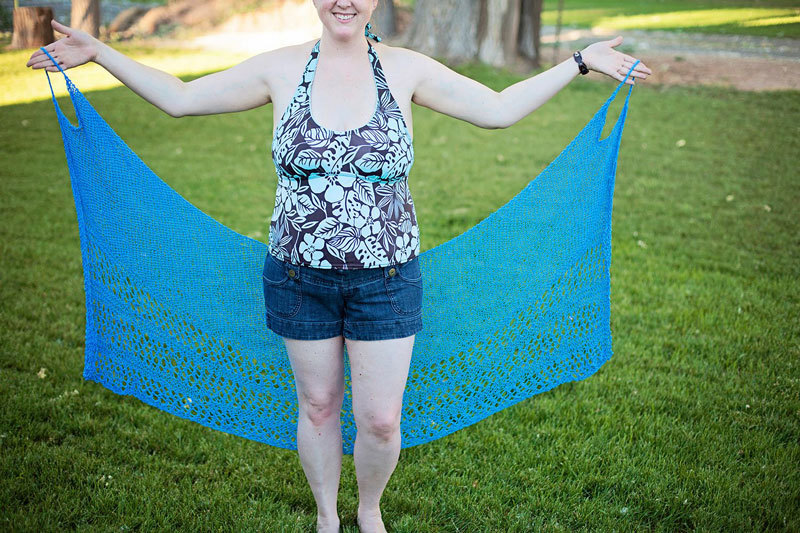 Laguna Blue Beach Cover | AllFreeKnitting.com