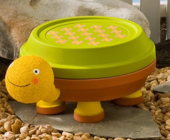 Daisy Patterned DIY Turtle Pot | DIYIdeaCenter.com