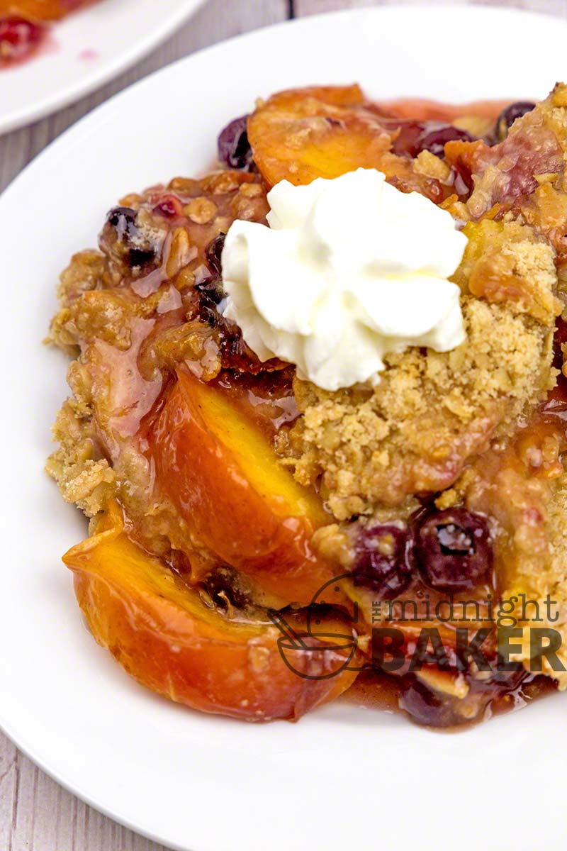 Perfect Peach Blueberry Crisp | FaveSouthernRecipes.com