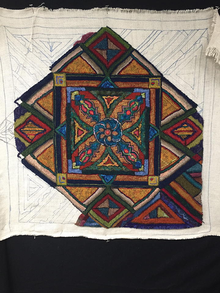 Geometric Doodling - Part 1 | rughookingmagazine.com