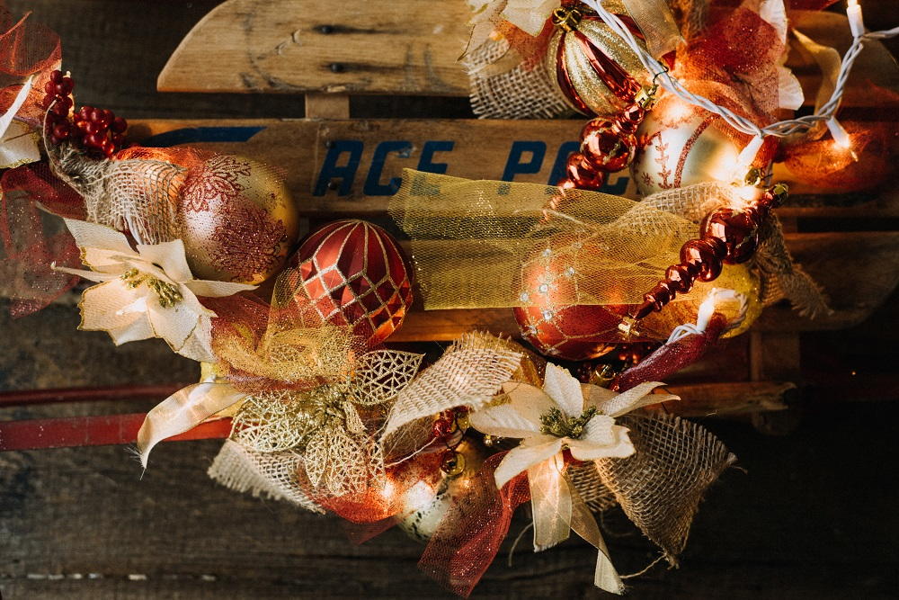 Handmade Floral DIY Christmas Garland | FaveCrafts.com