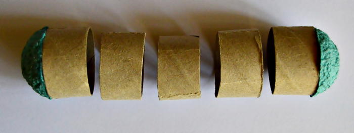 Candy Cane Christmas Worm Craft | AllFreeKidsCrafts.com