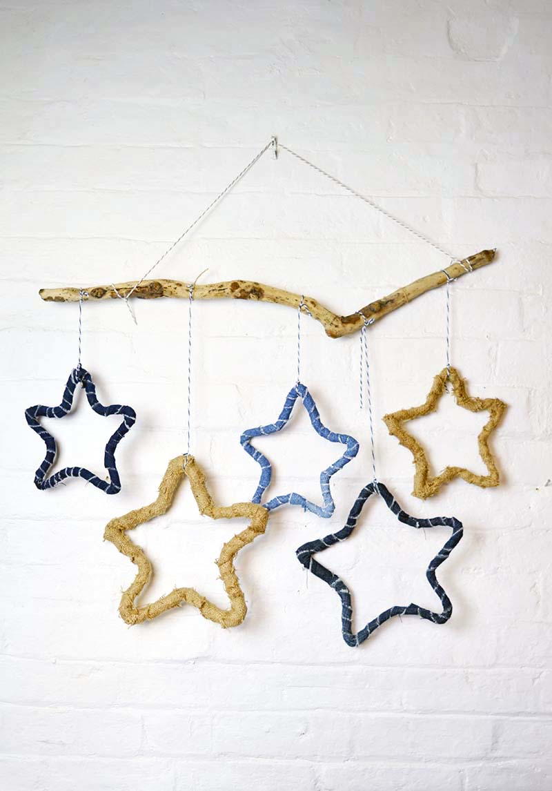 Rustic Denim and Burlap Stars | FaveCrafts.com