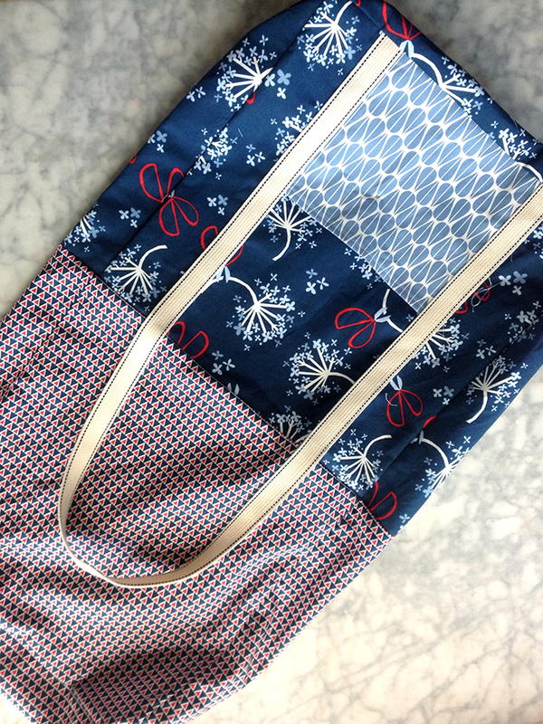 Simple Life Tote Bag Tutorial | FaveCrafts.com