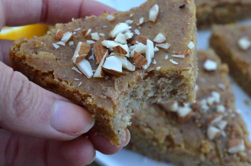 Healthy Chewy Almond Citrus Triangles | RecipeLion.com