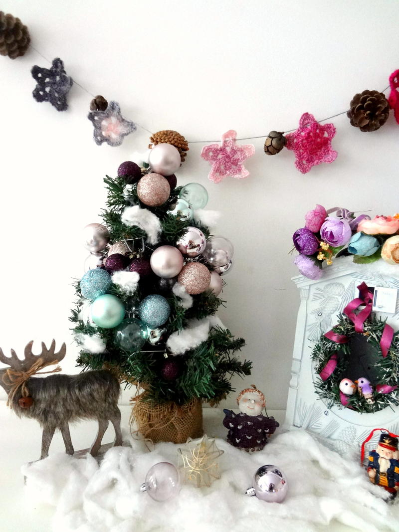 Bohemian Star Garland | AllFreeCrochet.com