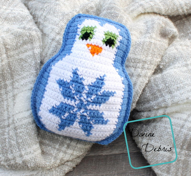 Snowflake Penguin Ami | FaveCrafts.com