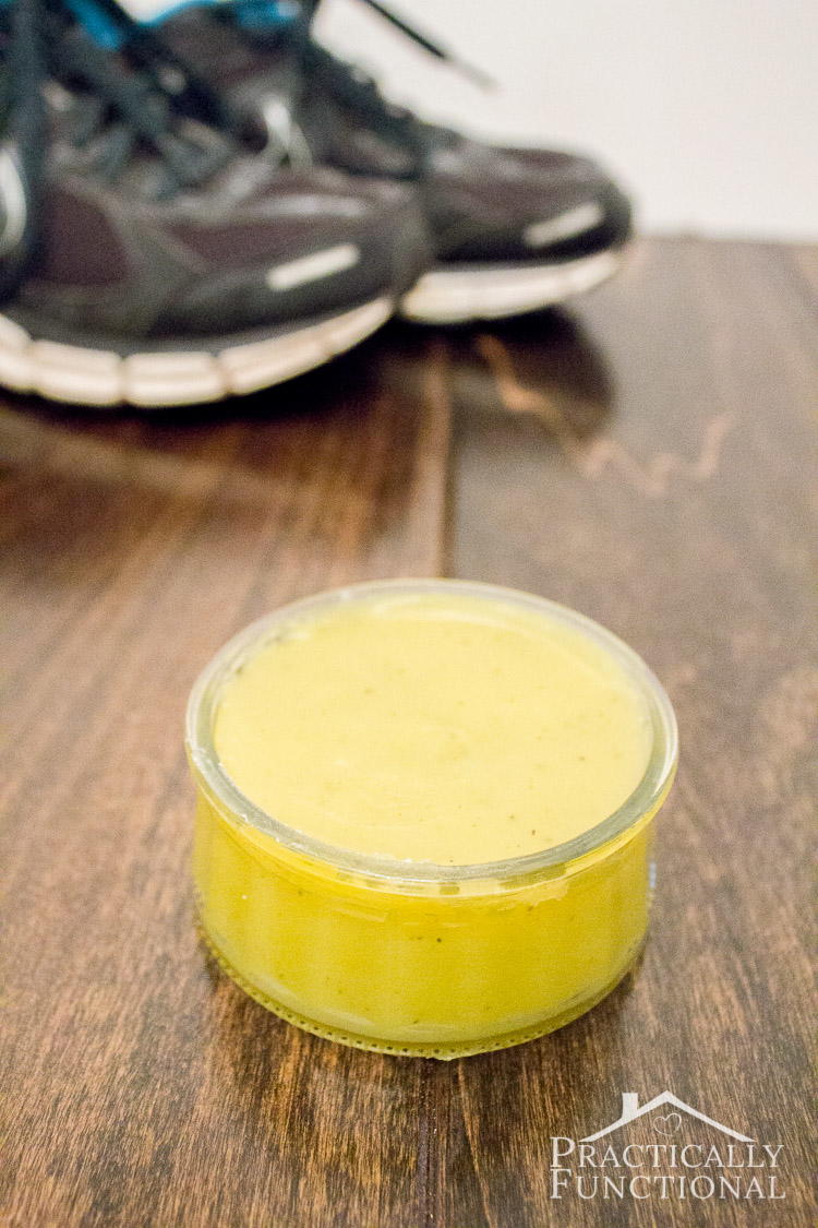Homemade Muscle Warming Rub | CheapThriftyLiving.com